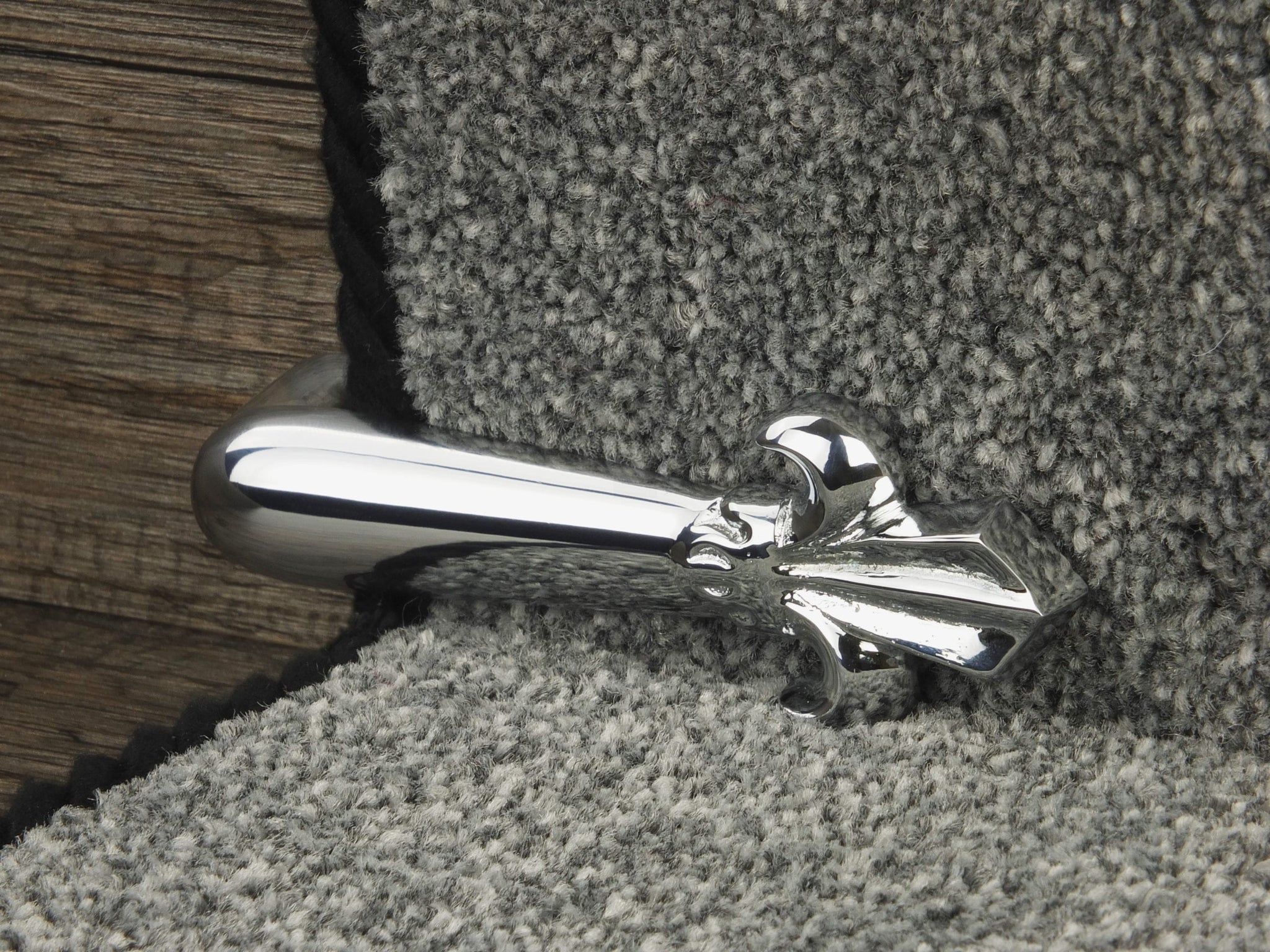 Stair Clips | Carpet Clips for Runners | Shop at CarpetRunners.co.uk ...